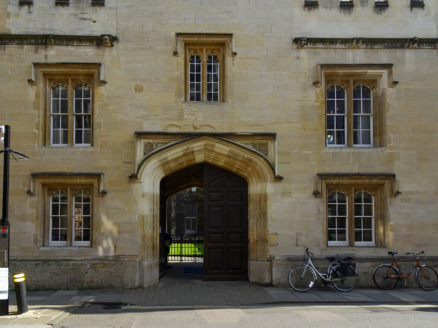 Lincoln College | Access Guide