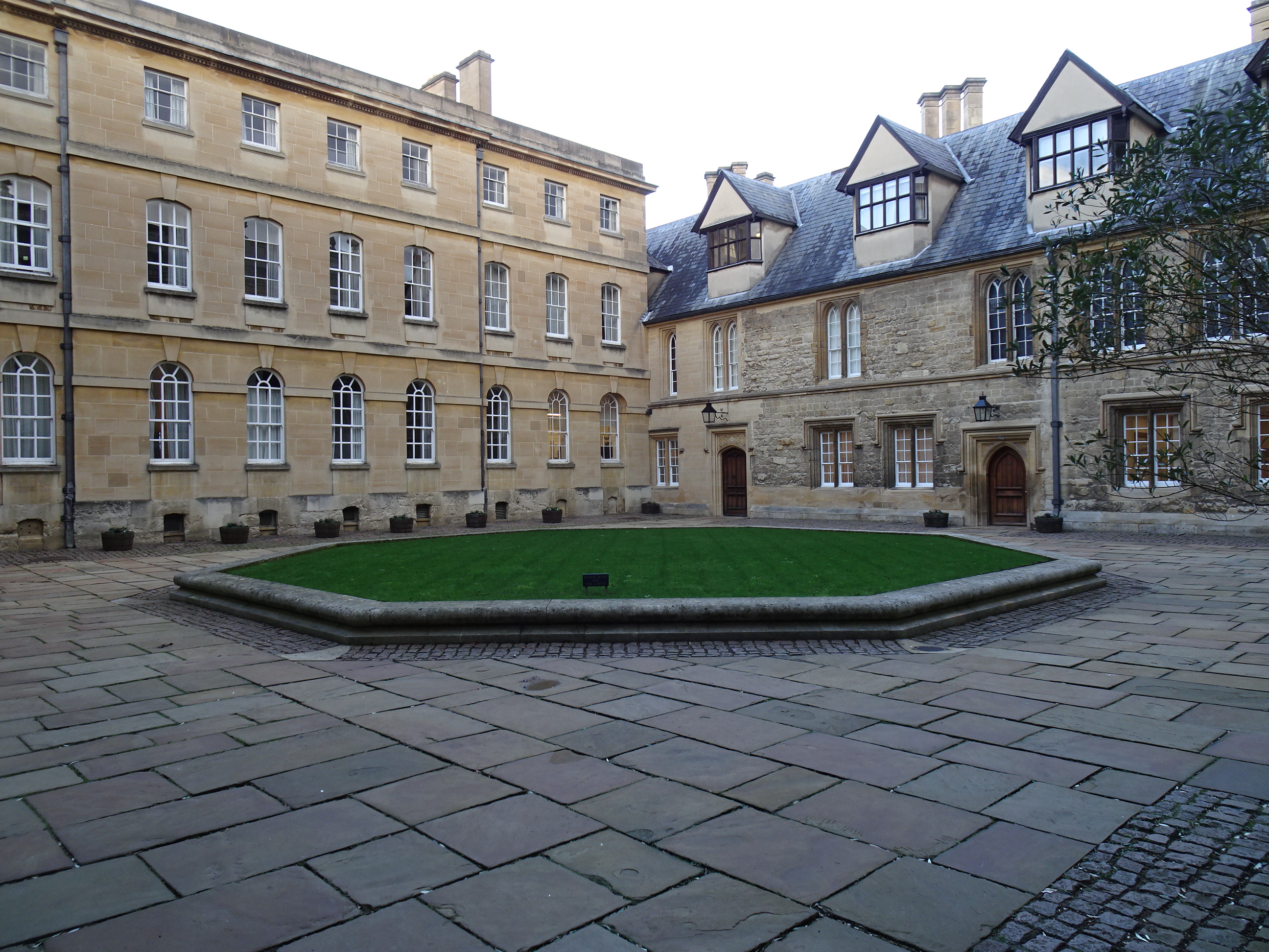Trinity College | Access Guide